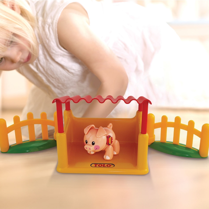 Pig Shed - First Friends - Products - Tolo Toys | Award winning ...