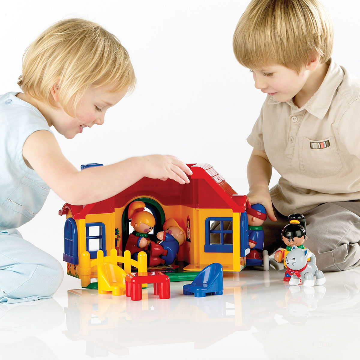 First Friends House - First Friends - Products - Tolo Toys | Award ...